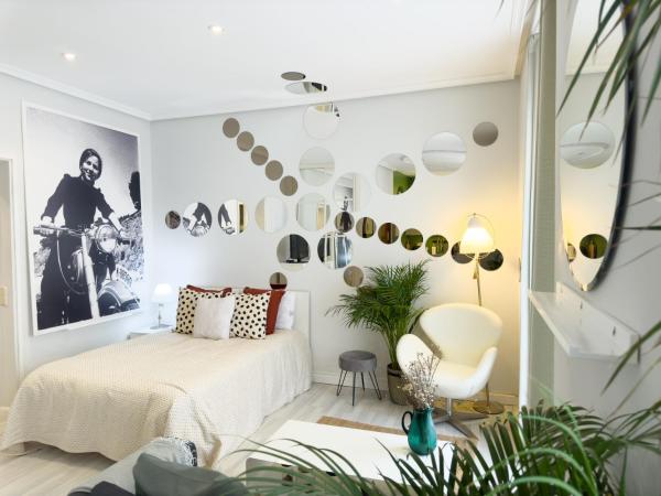 Disfruta Del Barrio De Las Letras Tu Segundo Hogar En Madrid - Madrid