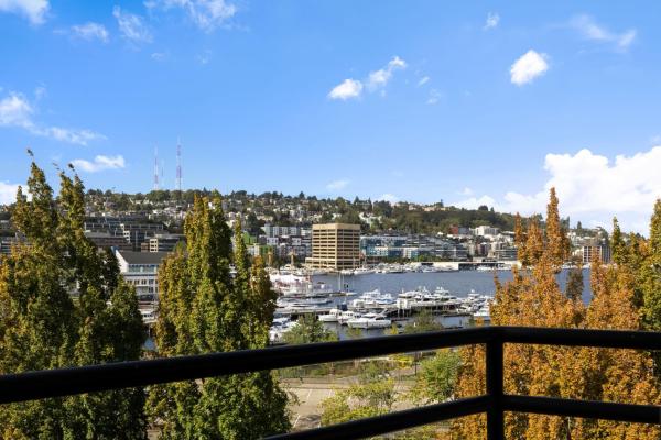 Residence Inn By Marriott Seattle Downtown/lake Union - Seattle, WA