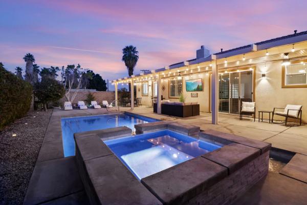 Secluded Getaway, Self Check-in & Slt Water Pool - Indio, CA