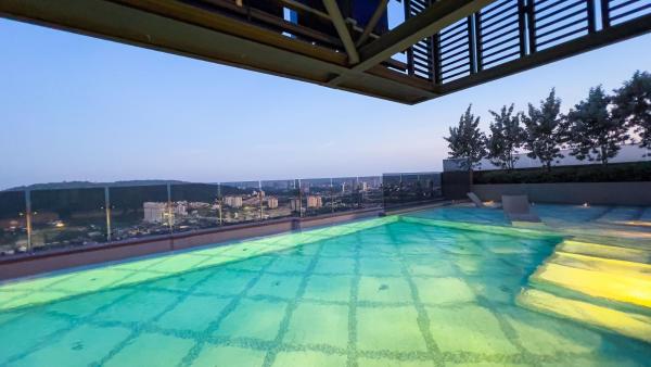 2 Mossaz Skypool 5mins To 1u&ikea At Empire City By Light House - Jordan