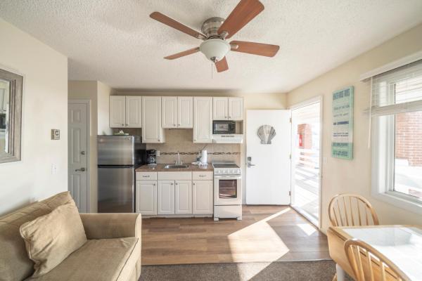 Montauk Oceanside Suites - New England