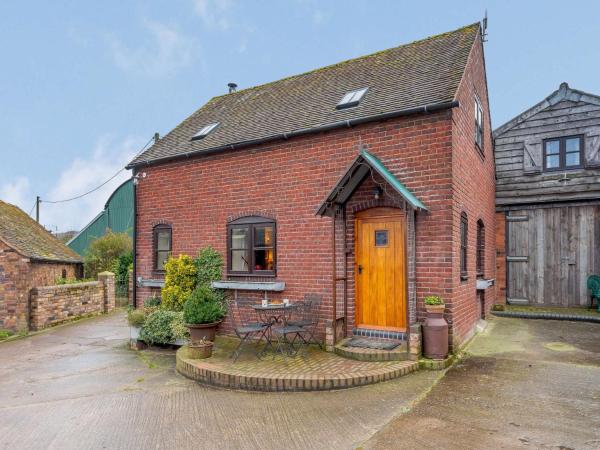 2 Bed In Ironbridge 86590 - 머치 웬락