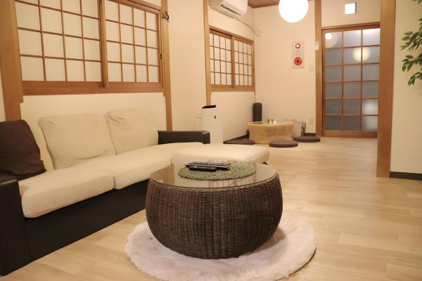 Spacious Modern Japanese-style 3br House Walk To Tenma Izakaya Area Direct Access To Umeda & Namba - 오사카시