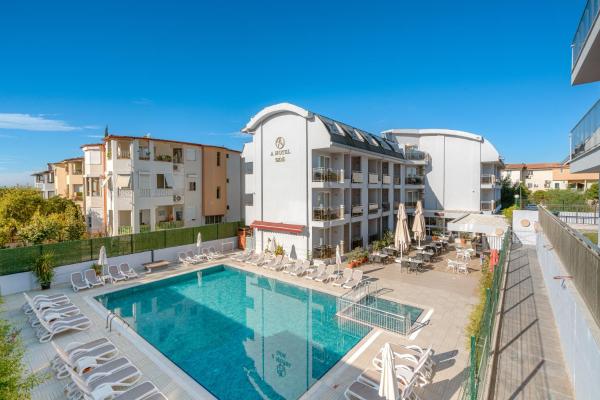 A Hotel Side - Side