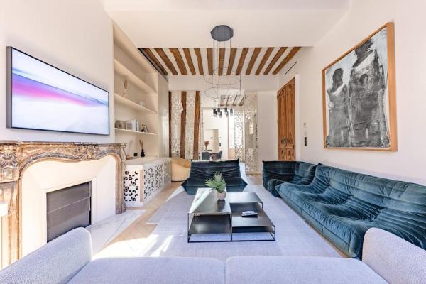 Chic 2-bedroom Haven - Métro Nationale, Paris