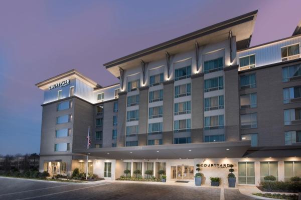 Courtyard By Marriott Atlanta Alpharetta/avalon Area - Roswell, GA
