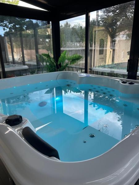 Villa Avec Spa & Sauna, ÉVasion - Béziers