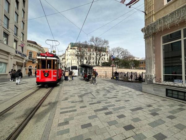 ŞAhi̇n Pera Sui̇t3 Central Location 2 Br 3 Ac Great Apartment - Karaköy