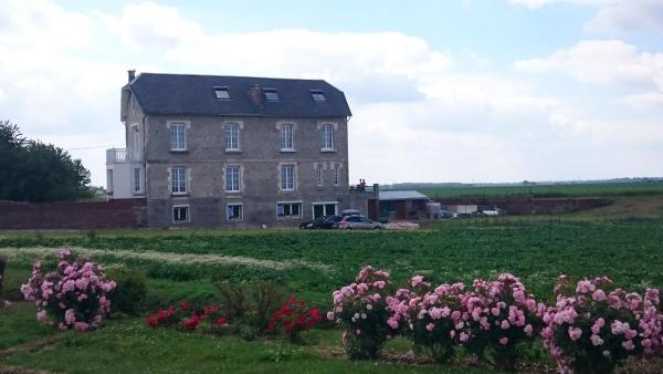Villa Jules Verne - Chambres D'hôtes Et Gîte - Saint-Quentin
