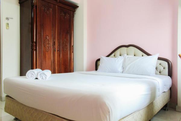 Homey And Cozy Living Studio At Margonda Residence 2 Apartment By Travelio - Cibubur