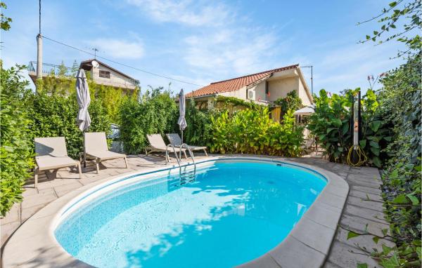 Nice Apartment In Brodarica With Wifi - Šibenik