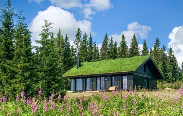 Stunning Home In ØYer With Sauna - Norway