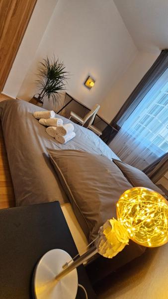 City Center Comfort - Cozy, Fully Equipped 3-room Apartment Near Main Station - Wuppertal