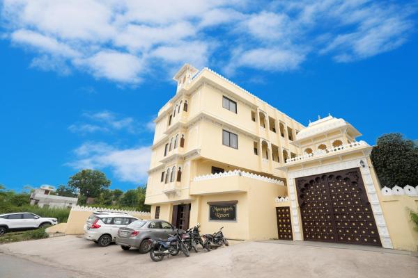 Maangarh Resorts - Udaipur