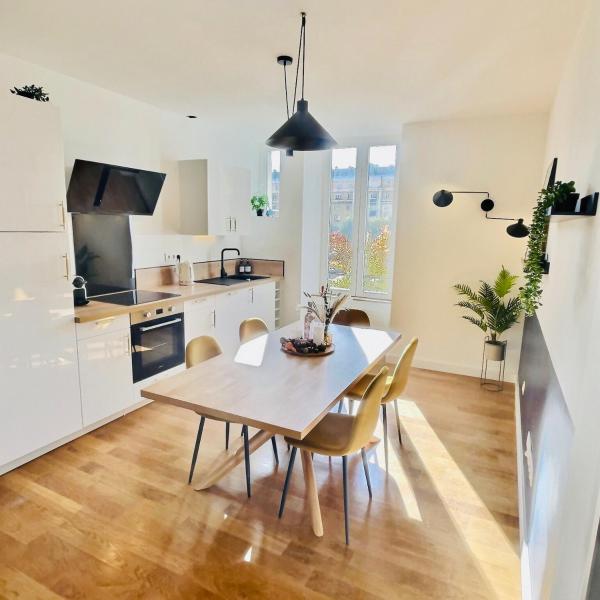 201 - Appartement Confortable Face à La Maison Du Peuple - ベルフォール