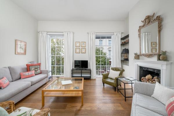 Aval Spacious Flat Near Victoria And Warwick Square - Pimlico - London