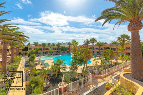 Hola Bent Pool And Terrace Irent Fuerteventura - Corralejo