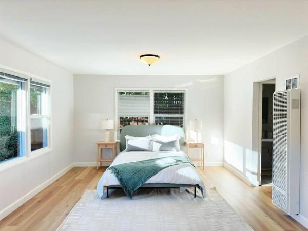 Newly Furnished Retreat 5 Min To Stanford & Downtown Palo Alto - Palo Alto, CA