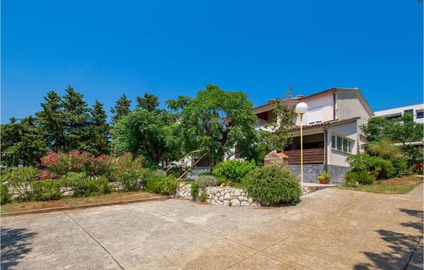 3 Bedroom Nice Home In Barbat Na Rabu - Banjol