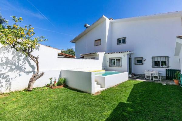 Estoril Beach Villa - Estoril