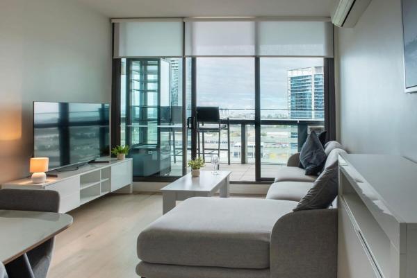 The Dockhouse - River Views, Beach Days - Williamstown