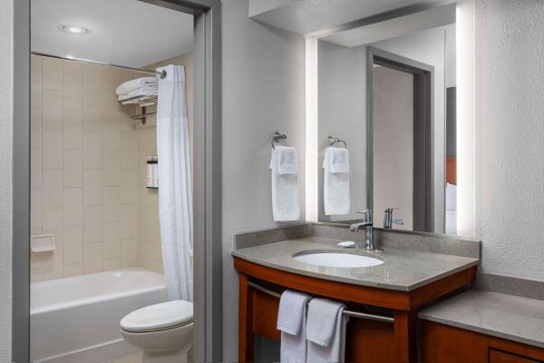 Hyatt Place Sterling Dulles Airport North - Reston, VA