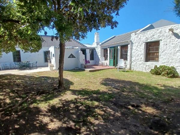 The Arniston Kliphuis Circa 1880 - Arniston