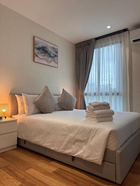 Halos Nai Yang - Thalang District