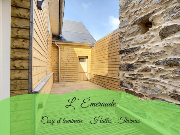 [L'abbat-jour] L'émeraude • Plein Sud • Thermes - Hautes-Pyrénées