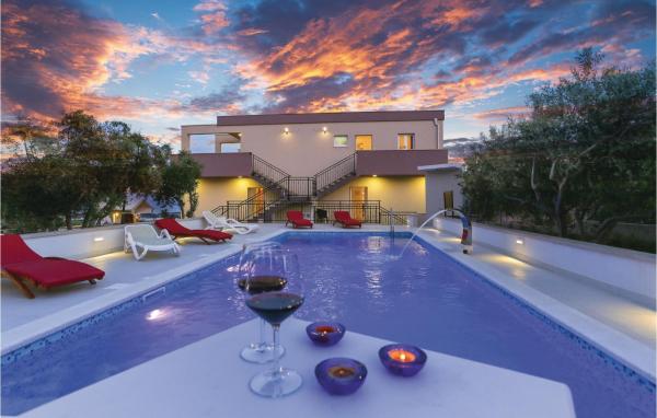 Amazing Home In Kastel Stafilic - Trogir