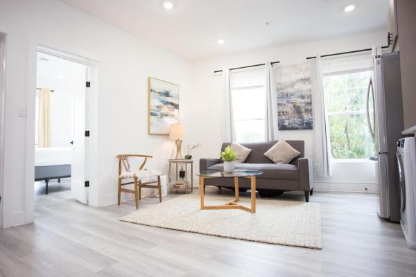 Charming Capitol Hill Home With Stunning Views! - Washington