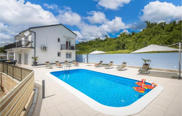 Awesome Home In Selce - Selce