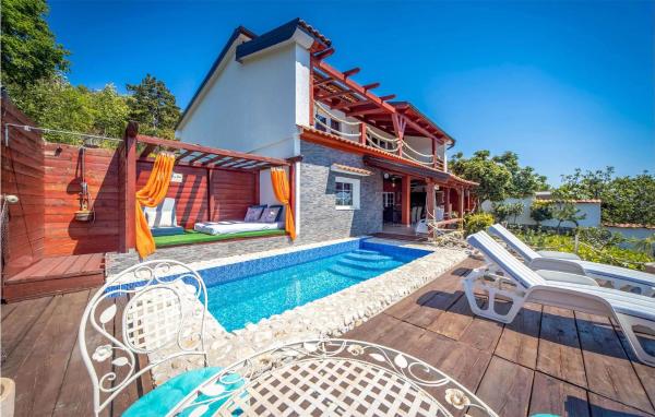 Stunning Home In Dramalj - Crikvenica