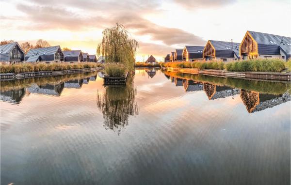 Lovely Home In Balk With Kitchen - Lemmer