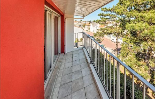 Pet Friendly Apartment - Saint-Georges-de-Didonne