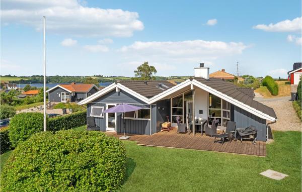 3 Bedroom Nice Home In Broager - Sonderburg