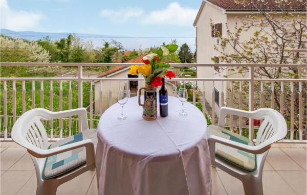 2 Bedroom Amazing Apartment In Lovran - Lovran