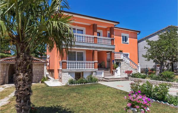 1 Bedroom Stunning Apartment In Labin - Labin