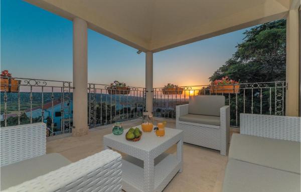 1 Bedroom Awesome Apartment In Kolan - Novalja