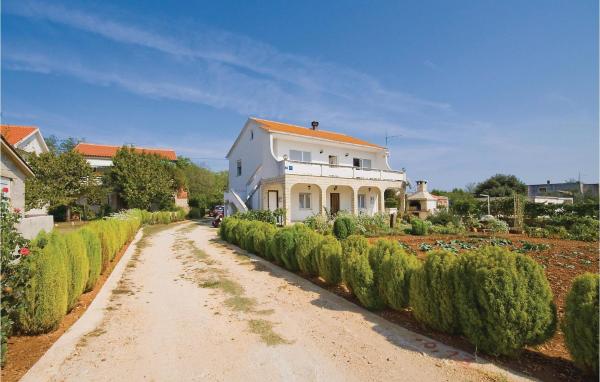 Apartment Frane Tudmana Ii - Vir Insel, Kroatien