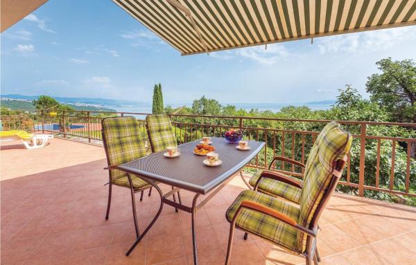 Pet Friendly Apartment In Pobri - Opatija