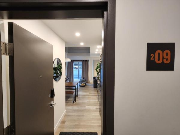 209 Le Caïman - Quebec, Canadá