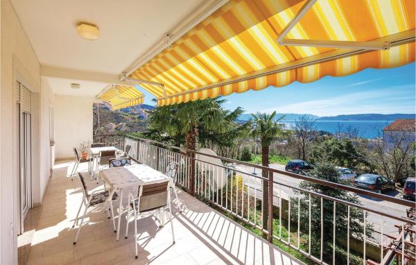 Beautiful Apartment In Crikvenica - Dramalj