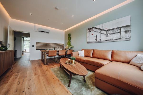 Edler Wohnraum Luxuriöse 2 Sz Mit Balkon, Kaffeevollautomat, Klima & Lift - Chemnitz