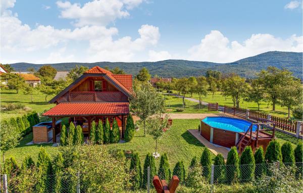 1 Bedroom Cozy Home In Licko Lesce - 克羅埃西亞