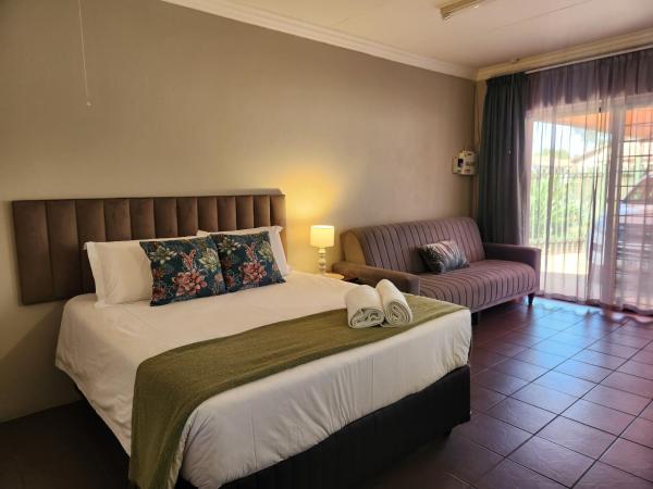 Garden Cottages Near Savannah Mall - Polokwane
