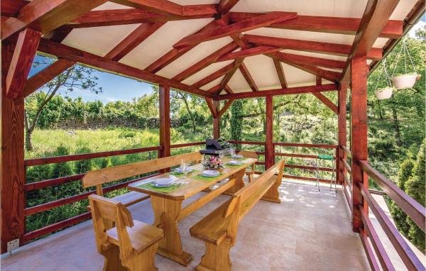 Nice Home In Matulji With Kitchen - Fiume (Croazia)