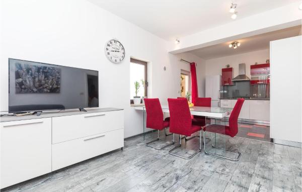 Two-bedroom Apartment In Okrug Donji - Trogir