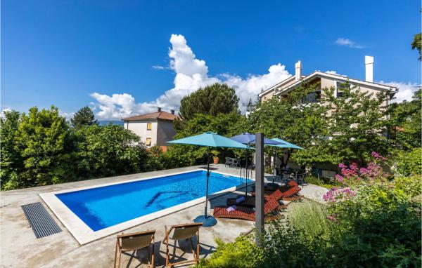 6 Bedroom Stunning Home In Spincici - Opatija