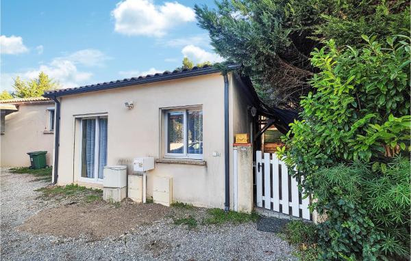 Beautiful Home In Nébian With Wifi - Clermont-l'Hérault